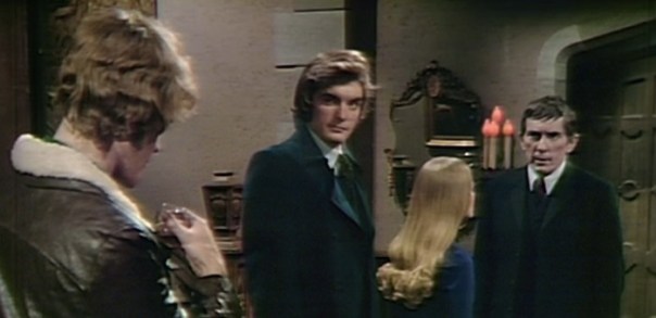 2020 | Dark Shadows Every Day