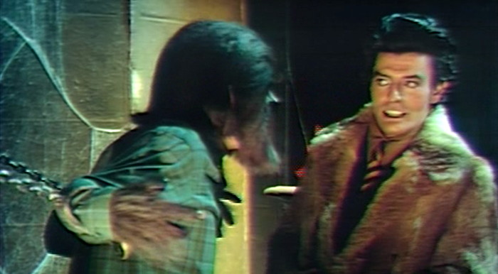 November | 2016 | Dark Shadows Every Day