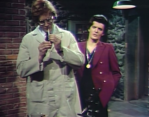 Episode 988: The Staggering Weirdness of Bruno | Dark Shadows Every Day